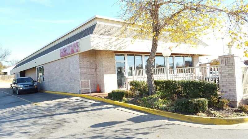 Burgers & Shakes, 4020 N Pennsylvania Ave in Oklahoma City, OK | Braum's