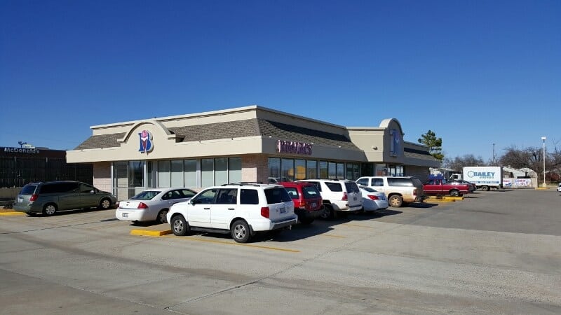 Burgers & Fries, 1 W Main St in Yukon, OK | Braum's