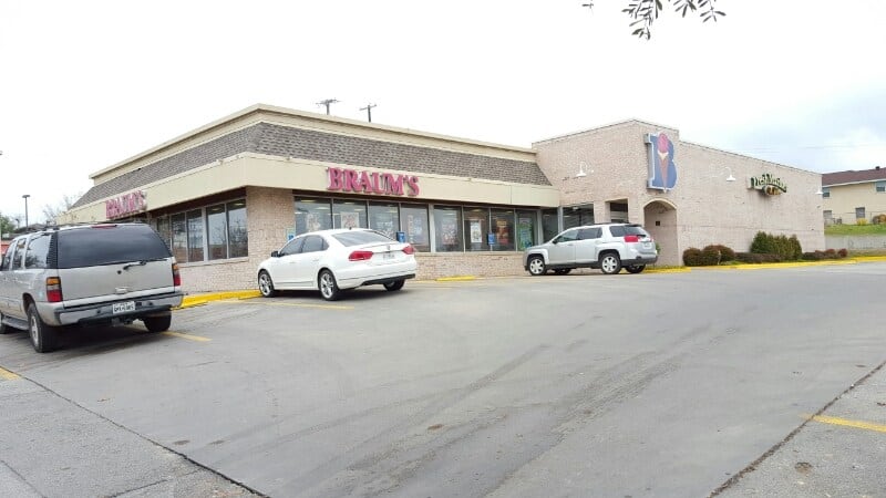 Burger Restaurant & Fresh Grocery in Decatur, TX | Braum's